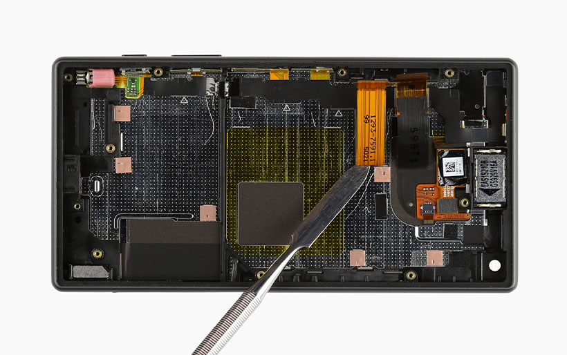 Sony Xperia Z5 Compact standby/volume control cable repair guide | iDoc