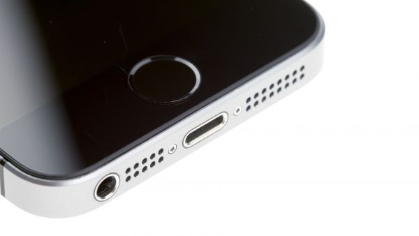 iPhone SE home button repair guide | iDoc