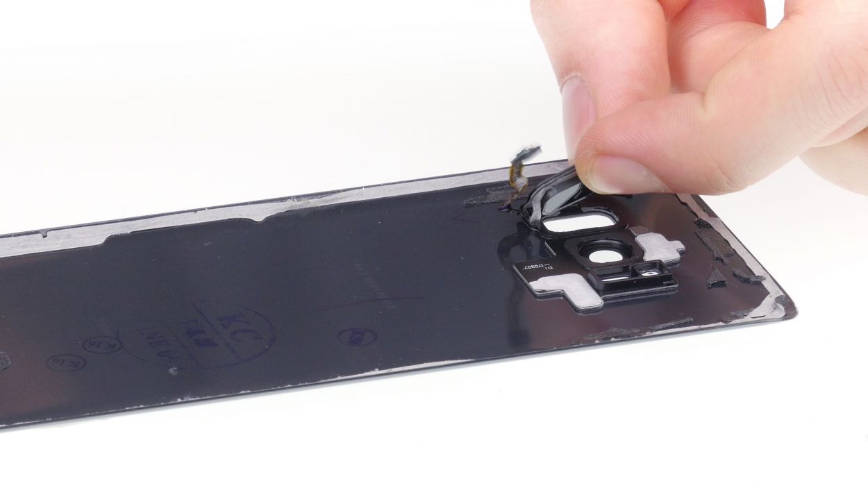 Samsung Galaxy S8 back cover repair guide | iDoc