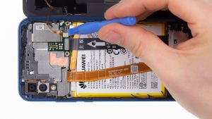 Huawei P20 lite Fingerabdruck-Sensor trennen Anleitung - iDoc