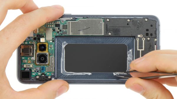 Samsung Galaxy S10e Replacing the battery battery repair guide | iDoc