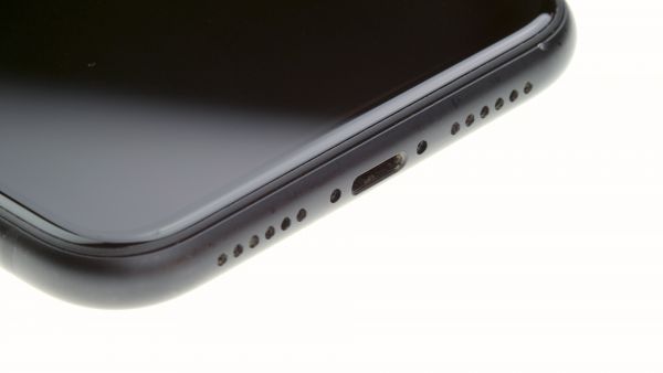 iPhone Xr screen repair guide | iDoc