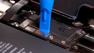 iPhone 11 battery repair guide | iDoc