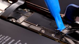 iPhone 11 battery repair guide | iDoc