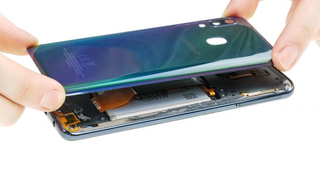 Samsung Galaxy A40 battery replacement repair guide | iDoc