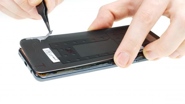 Samsung Galaxy A40 battery replacement repair guide | iDoc