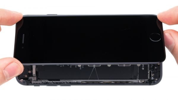 iPhone SE (2nd generation) battery repair guide | iDoc