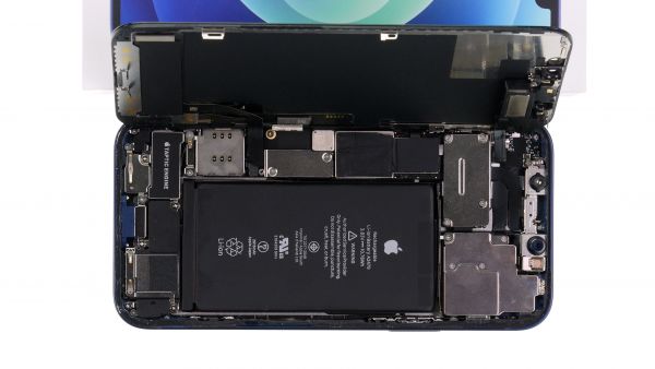 iPhone 12 battery replacement - repair guide | iDoc