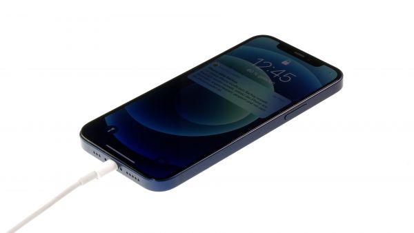 iPhone 12 battery replacement - repair guide | iDoc