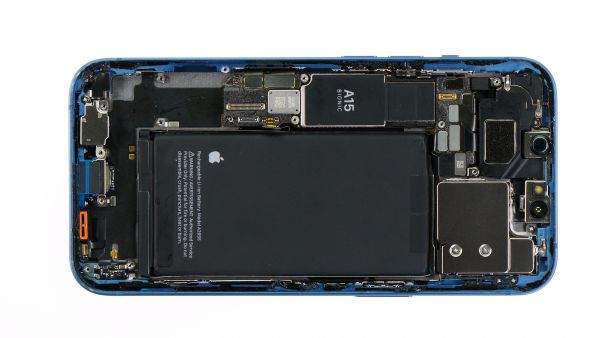 iPhone 13 Lightning connector replacement - repair guide | iDoc