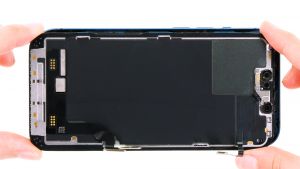 iPhone 13 Lightning connector replacement - repair guide | iDoc