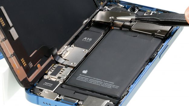 iPhone 13 screen replacement - repair guide | iDoc