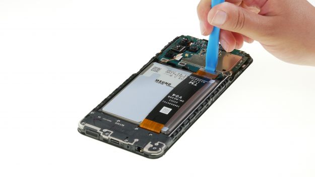 Samsung Galaxy A13 battery replacement - repair guide | iDoc